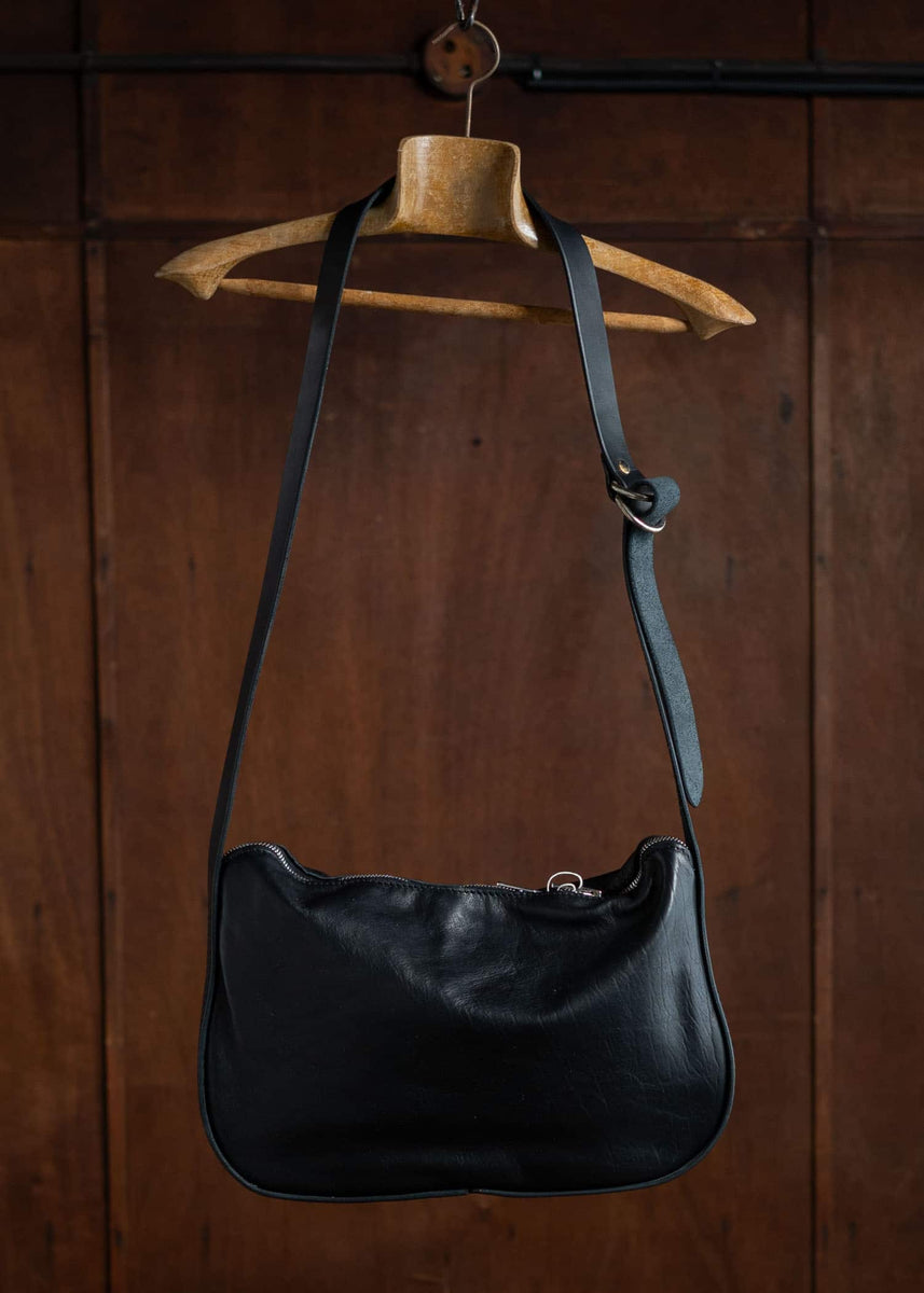 GUIDI RD01 BLKT SHOULDER BAG STANDARD SOFT HORSE FULL GRAIN – VISION OF ...