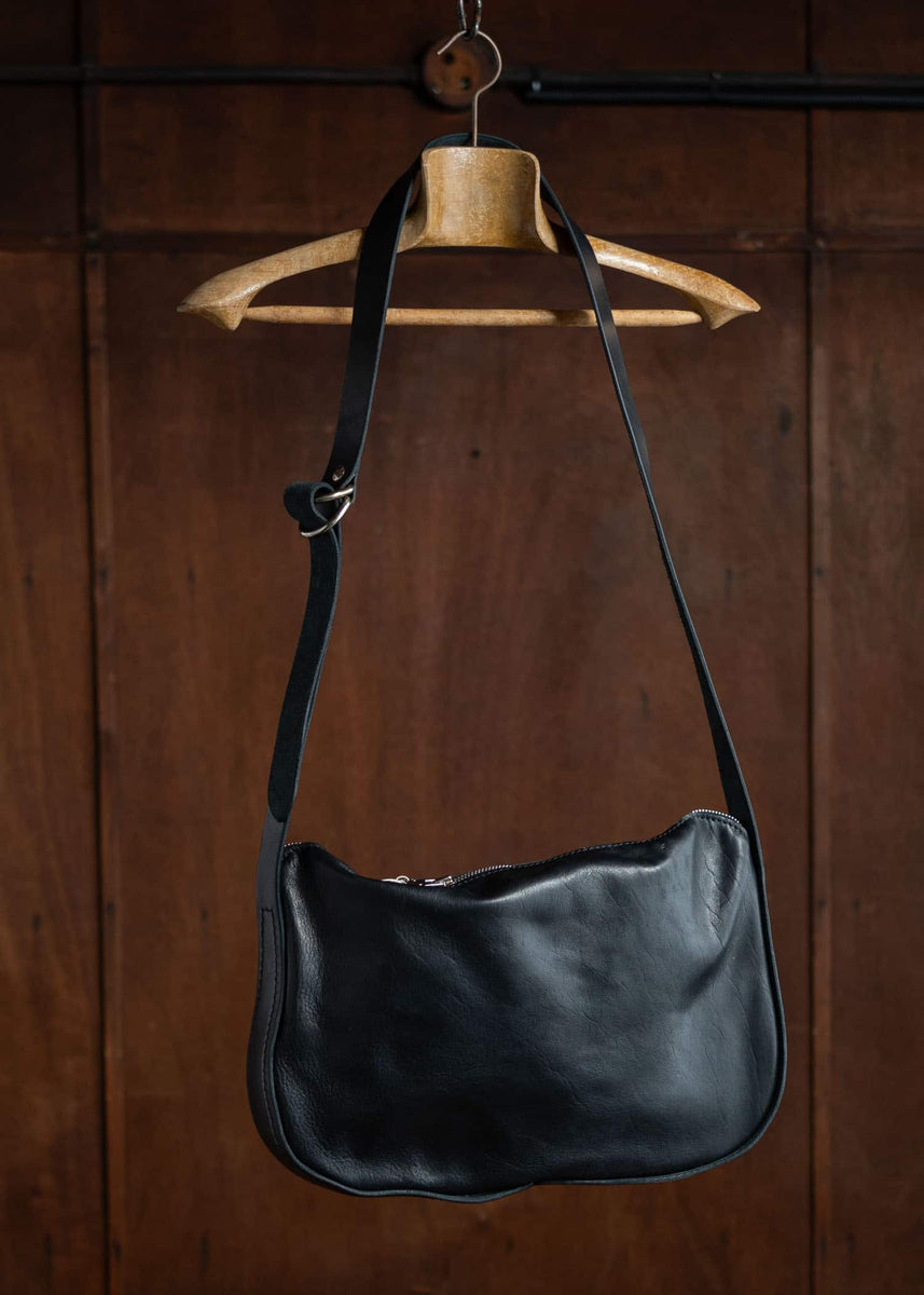 GUIDI RD01 BLKT SHOULDER BAG STANDARD SOFT HORSE FULL GRAIN – VISION OF ...