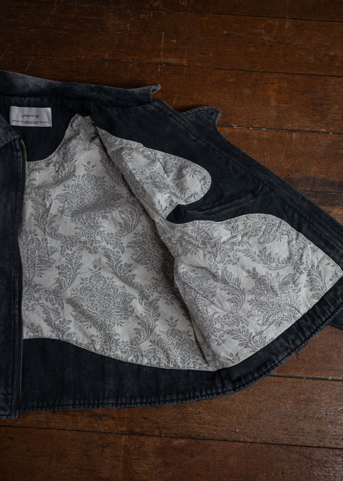 Professor.E E Miner – VISION OF FASHION