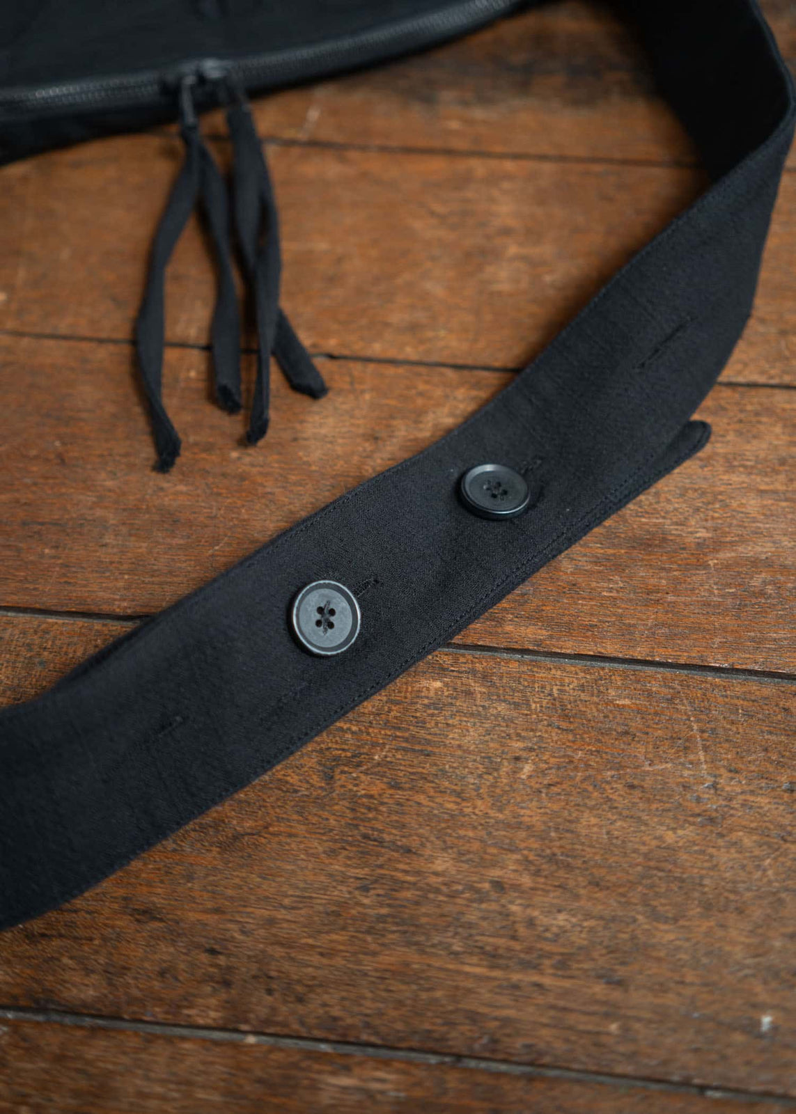 Professor.E E Shoulder bag – VISION OF FASHION