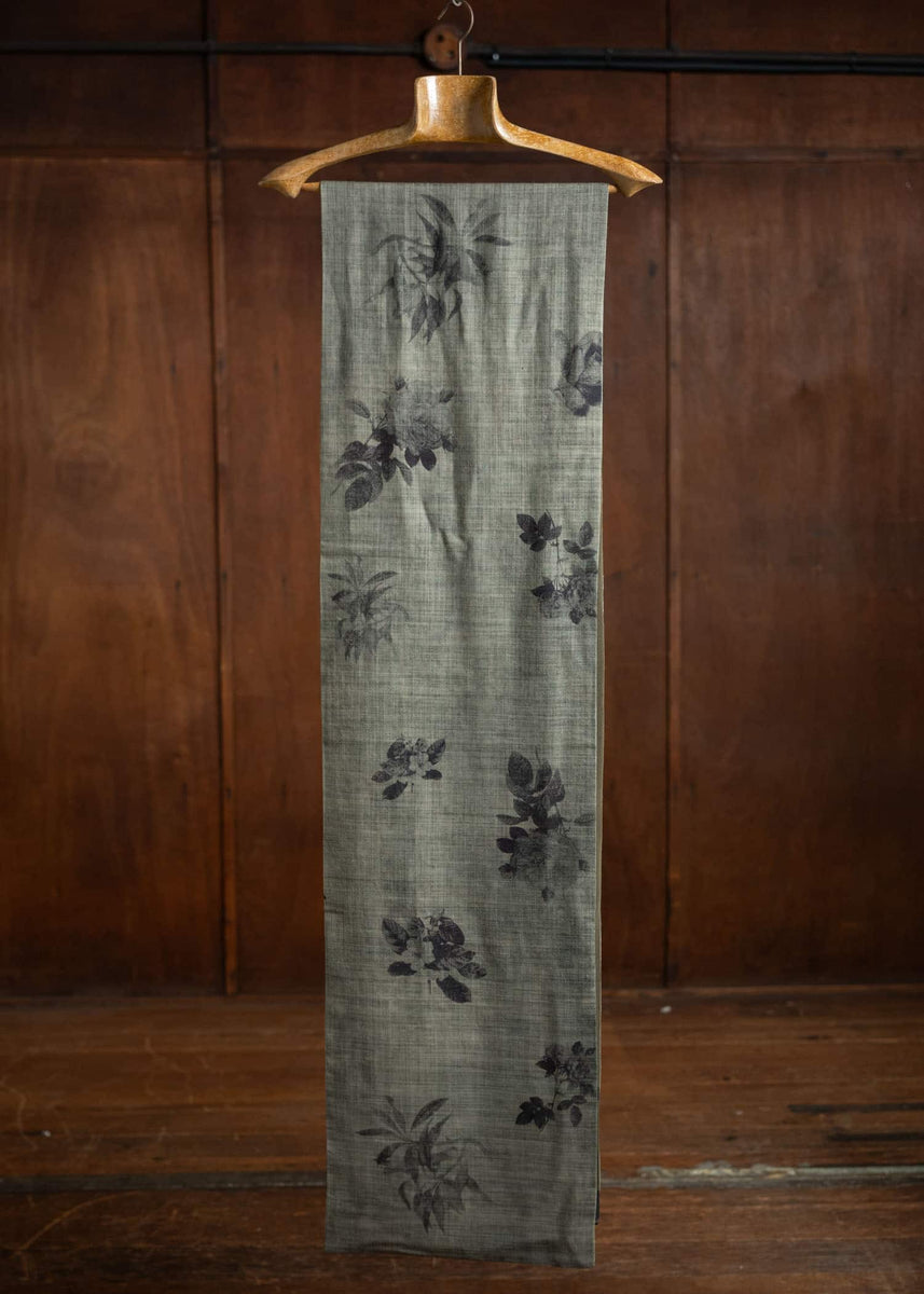 ZIGGY CHEN Digital Print Long Scarf Stone 0M2435006 – VISION OF FASHION